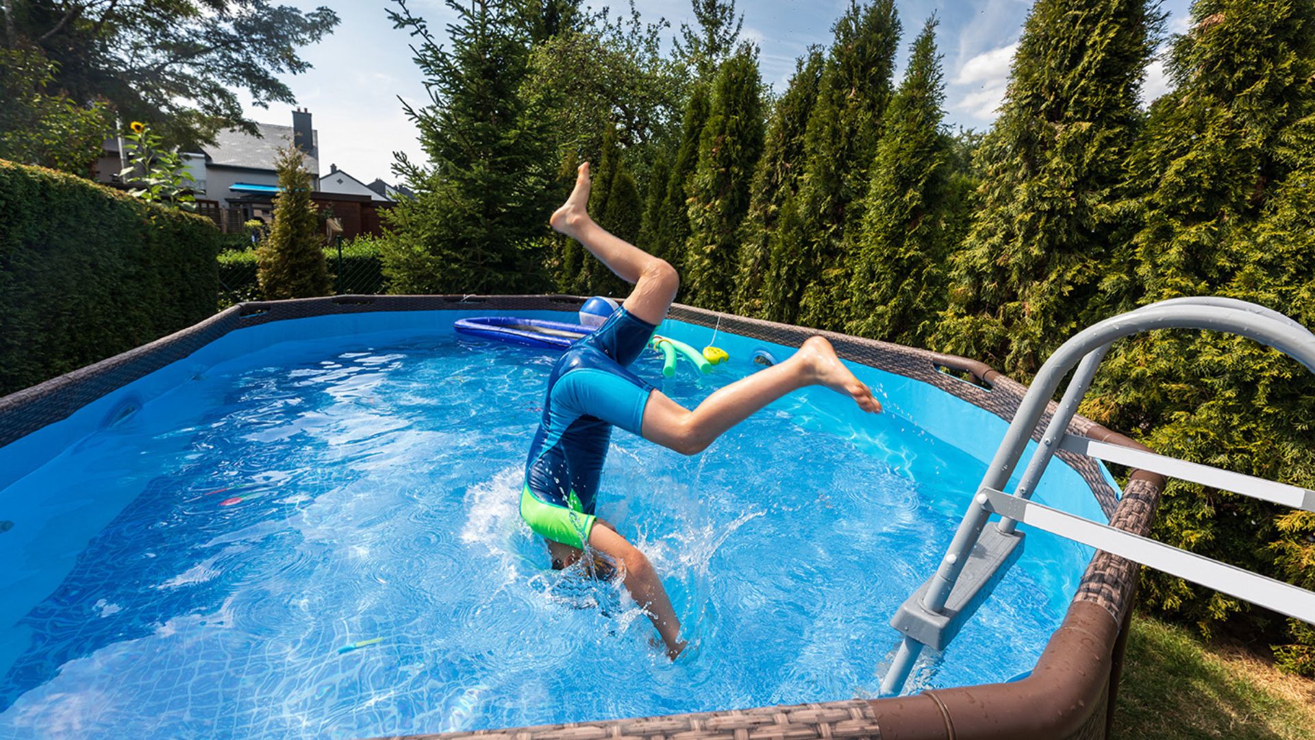 Benefits of a Splash Superpools® - Bear Naked Hot Tub & Sauna CO